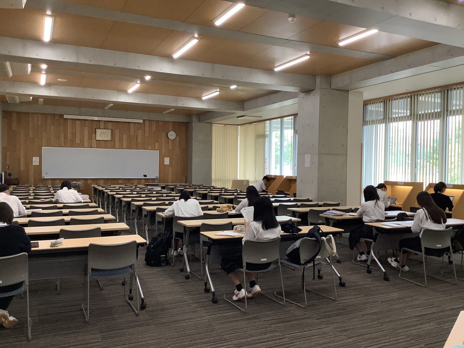 図書館が進化していた!! 電子図書館スタート – 東海大学山形高等学校 校長室から