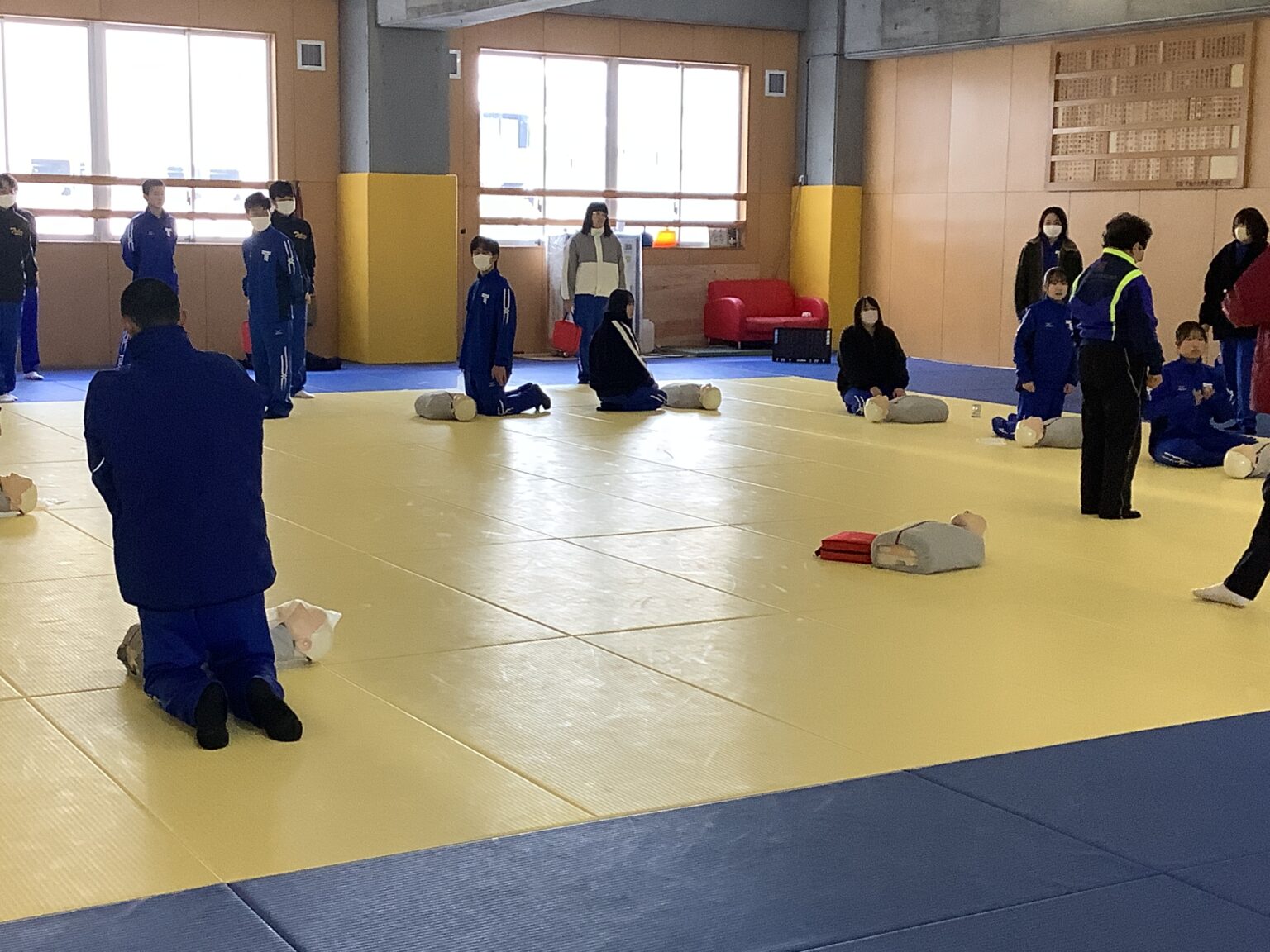 午前中に校内を歩いていたら… – 東海大学山形高等学校 校長室から